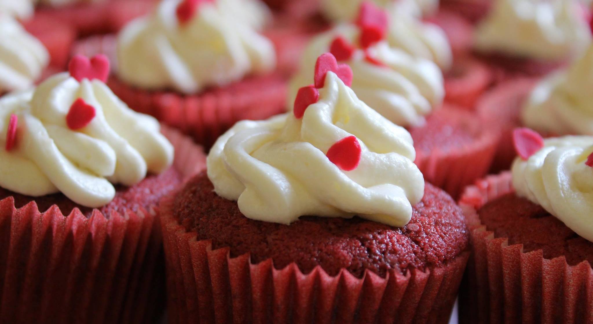 Christmas Bake Sale - Cake My Heart